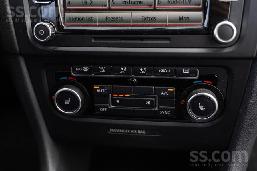 Grey Volkswagen Golf 2012 in Liepaja, with an engine capacity of 1.40 L and mileage of 269 thousand km for 3900 €, photo 20 on AUTOMOTO.COM.LV