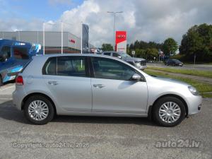 Pelēks Volkswagen Golf 2012 Viljandi, ar dzinēja tilpumu 1.60 L un nobraukumu 251 tūkst. km par 3990 €, foto 17 vietnē AUTOMOTO.COM.LV