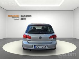 Pelēks Volkswagen Golf 2012 Liepāja, ar dzinēja tilpumu 1.20 L un nobraukumu 135 tūkst. km par 3990 €, foto 6 vietnē AUTOMOTO.COM.LV
