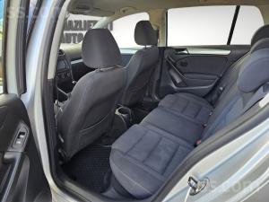 Pelēks Volkswagen Golf 2012 Liepāja, ar dzinēja tilpumu 1.20 L un nobraukumu 135 tūkst. km par 3990 €, foto 11 vietnē AUTOMOTO.COM.LV