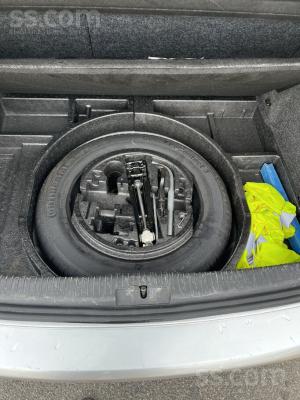 Grey Volkswagen Golf 2012 in Riga, with an engine capacity of 1.40 L and mileage of 275 thousand km for 5500 €, photo 11 on AUTOMOTO.COM.LV
