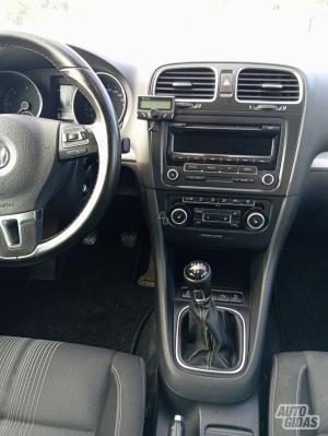 Pelēks Volkswagen Golf 2012 Kazlų Rūda, ar dzinēja tilpumu 1.60 L un nobraukumu 321 tūkst. km par 2650 €, foto 10 vietnē AUTOMOTO.COM.LV
