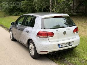 Grey Volkswagen Golf 2012 in Riga, with an engine capacity of 1.40 L and mileage of 416 thousand km for 1380 €, photo 6 on AUTOMOTO.COM.LV