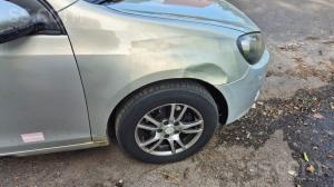 Pelēks Volkswagen Golf 2012 Rīga, ar dzinēja tilpumu 1.60 L un nobraukumu 245 tūkst. km par 950 €, foto 6 vietnē AUTOMOTO.COM.LV