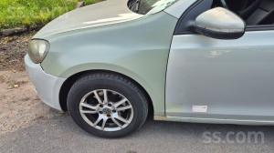 Pelēks Volkswagen Golf 2012 Rīga, ar dzinēja tilpumu 1.60 L un nobraukumu 245 tūkst. km par 950 €, foto 7 vietnē AUTOMOTO.COM.LV