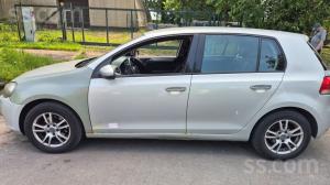 Pelēks Volkswagen Golf 2012 Rīga, ar dzinēja tilpumu 1.60 L un nobraukumu 245 tūkst. km par 950 €, foto 8 vietnē AUTOMOTO.COM.LV