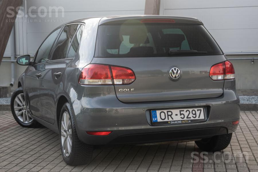 Pelēks Volkswagen Golf 2012 Rīga, ar dzinēja tilpumu 1.20 L un nobraukumu 212 tūkst. km par 4390 €, foto 7 vietnē AUTOMOTO.COM.LV