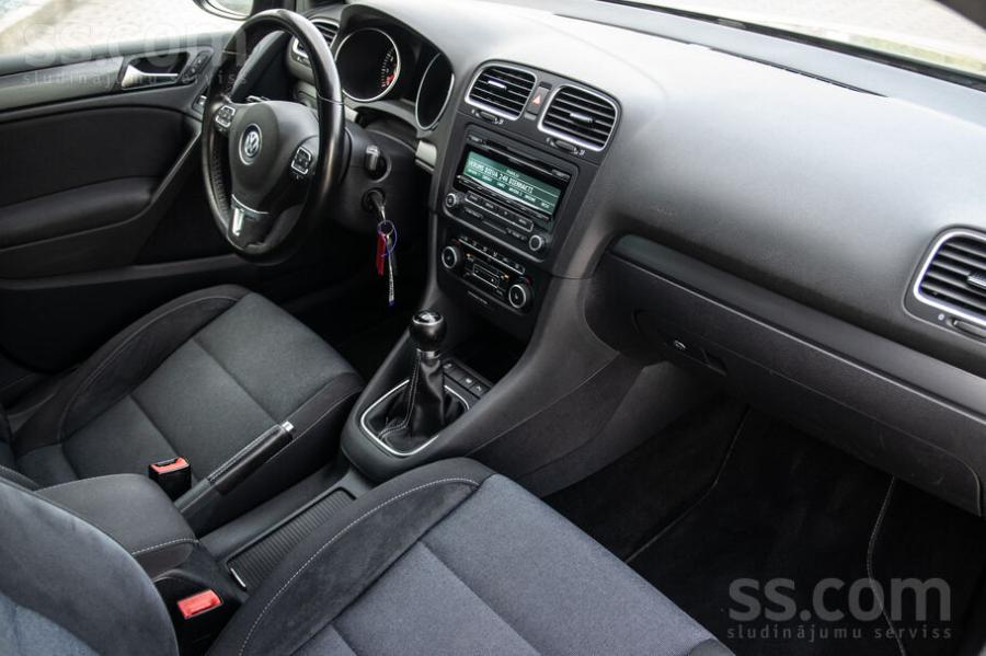 Pelēks Volkswagen Golf 2012 Rīga, ar dzinēja tilpumu 1.20 L un nobraukumu 212 tūkst. km par 4390 €, foto 19 vietnē AUTOMOTO.COM.LV