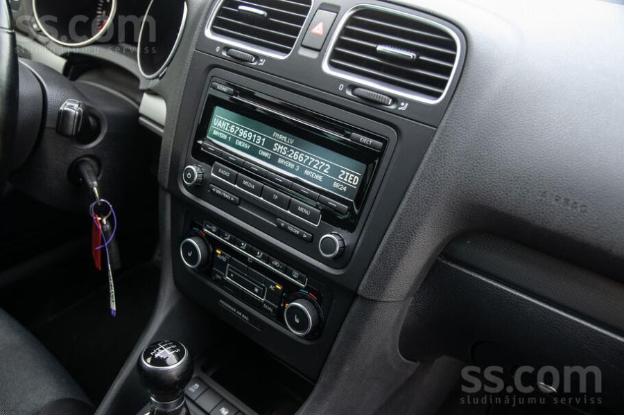 Pelēks Volkswagen Golf 2012 Rīga, ar dzinēja tilpumu 1.20 L un nobraukumu 212 tūkst. km par 4390 €, foto 22 vietnē AUTOMOTO.COM.LV
