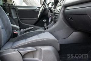 Pelēks Volkswagen Golf 2012 Rīga, ar dzinēja tilpumu 1.20 L un nobraukumu 212 tūkst. km par 4390 €, foto 24 vietnē AUTOMOTO.COM.LV