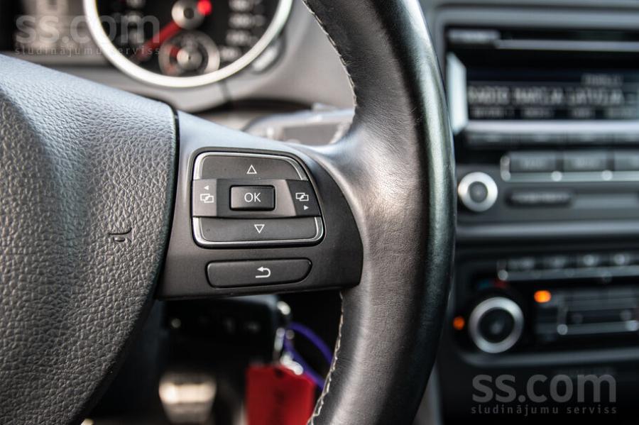Pelēks Volkswagen Golf 2012 Rīga, ar dzinēja tilpumu 1.20 L un nobraukumu 212 tūkst. km par 4390 €, foto 26 vietnē AUTOMOTO.COM.LV