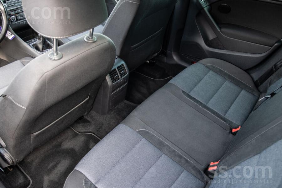Pelēks Volkswagen Golf 2012 Rīga, ar dzinēja tilpumu 1.20 L un nobraukumu 212 tūkst. km par 4390 €, foto 33 vietnē AUTOMOTO.COM.LV