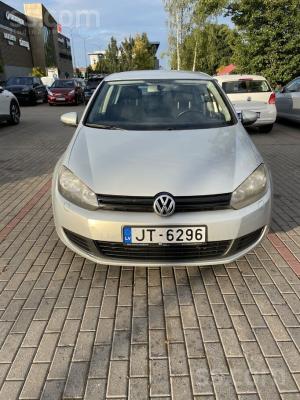 Pelēks Volkswagen Golf 2012 Ogre, ar dzinēja tilpumu 1.60 L un nobraukumu 208 tūkst. km par 2100 €, foto 6 vietnē AUTOMOTO.COM.LV