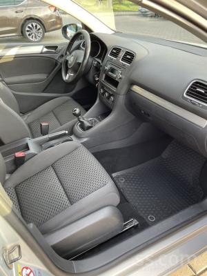 Pelēks Volkswagen Golf 2012 Ogre, ar dzinēja tilpumu 1.60 L un nobraukumu 208 tūkst. km par 2100 €, foto 10 vietnē AUTOMOTO.COM.LV