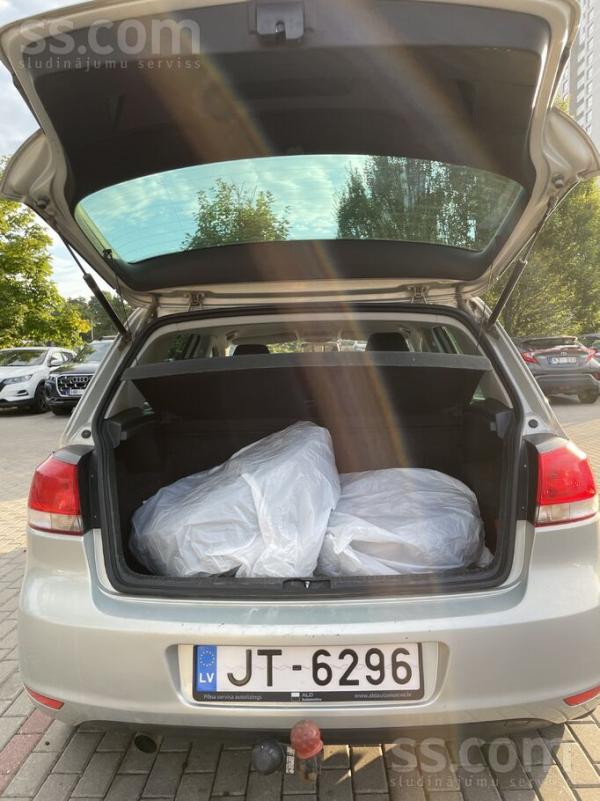 Pelēks Volkswagen Golf 2012 Ogre, ar dzinēja tilpumu 1.60 L un nobraukumu 208 tūkst. km par 2100 €, foto 11 vietnē AUTOMOTO.COM.LV