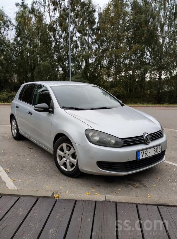 Grey Volkswagen Golf 2012 in Riga, with an engine capacity of 1.40 L and mileage of 310 thousand km for 1580 €, photo 3 on AUTOMOTO.COM.LV