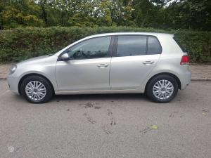 Grey Volkswagen Golf 2012 in Vilnius, with an engine capacity of 1.39 L and mileage of 194 thousand km for 2600 €, photo 9 on AUTOMOTO.COM.LV