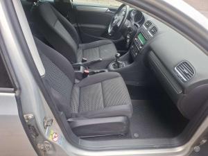 Grey Volkswagen Golf 2012 in Vilnius, with an engine capacity of 1.39 L and mileage of 194 thousand km for 2600 €, photo 12 on AUTOMOTO.COM.LV