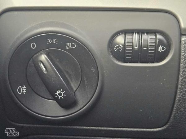 Grey Volkswagen Golf 2012 in Vilnius, with an engine capacity of 1.40 L and mileage of 132 thousand km for 4200 €, photo 11 on AUTOMOTO.COM.LV