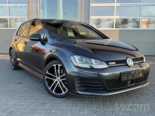 Pelēks Volkswagen Golf 2013 Rīga, ar dzinēja tilpumu 2.00 L un nobraukumu 172 tūkst. km par 13500 €, foto 3 vietnē AUTOMOTO.COM.LV