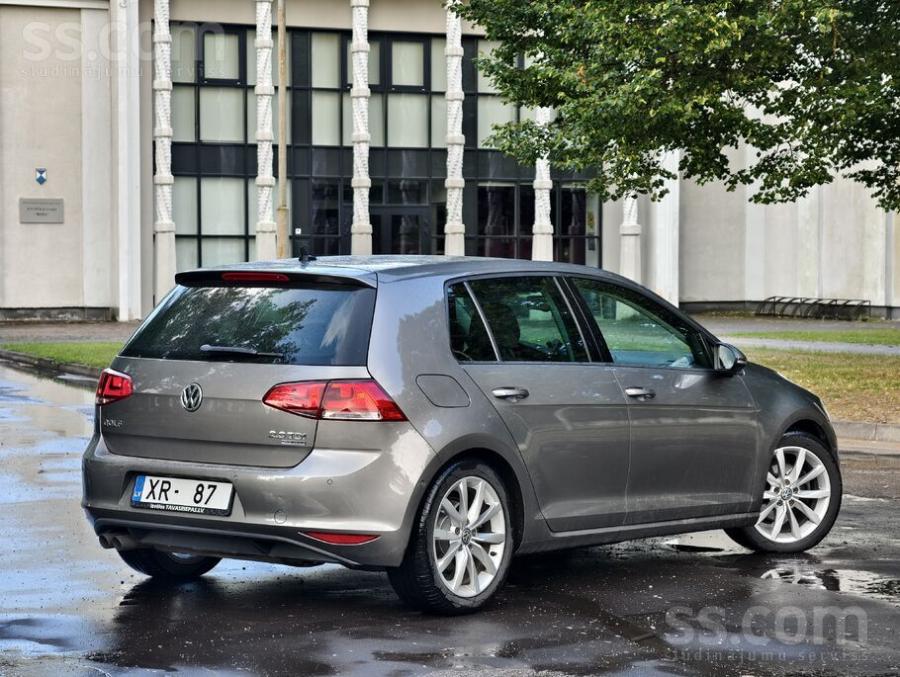 Grey Volkswagen Golf 2013 in Jelgava, with an engine capacity of 2.00 L and mileage of 275 thousand km for 7300 €, photo 4 on AUTOMOTO.COM.LV