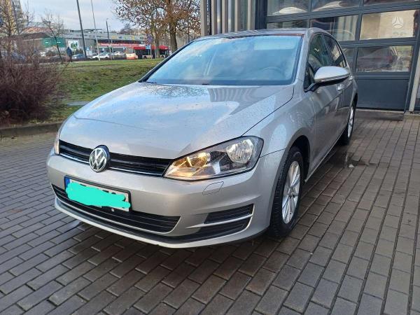 Pelēks Volkswagen Golf 2013 Viļņa, ar dzinēja tilpumu 1.20 L un nobraukumu 134 tūkst. km par 7300 €, foto 2 vietnē AUTOMOTO.COM.LV