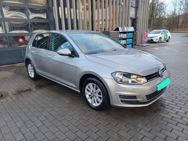 Pelēks Volkswagen Golf 2013 Viļņa, ar dzinēja tilpumu 1.20 L un nobraukumu 134 tūkst. km par 7300 €, foto 3 vietnē AUTOMOTO.COM.LV