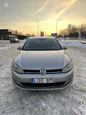 Pelēks Volkswagen Golf 2013 Kauņa, ar dzinēja tilpumu 1.97 L un nobraukumu 305 tūkst. km par 8500 €, foto  vietnē AUTOMOTO.COM.LV