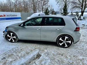 Grey Volkswagen Golf 2013 in Telschi, with an engine capacity of 1.98 L and mileage of 63 thousand km for 10900 €, photo 8 on AUTOMOTO.COM.LV