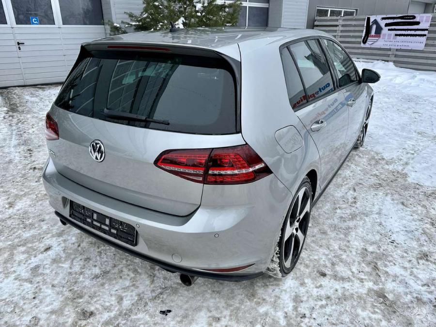 Grey Volkswagen Golf 2013 in Telschi, with an engine capacity of 1.98 L and mileage of 63 thousand km for 10900 €, photo 11 on AUTOMOTO.COM.LV