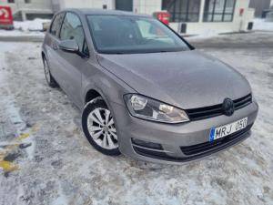 Grey Volkswagen Golf 2013 in Kaunas, with an engine capacity of 1.20 L and mileage of 225 thousand km for 3999 €, photo 2 on AUTOMOTO.COM.LV