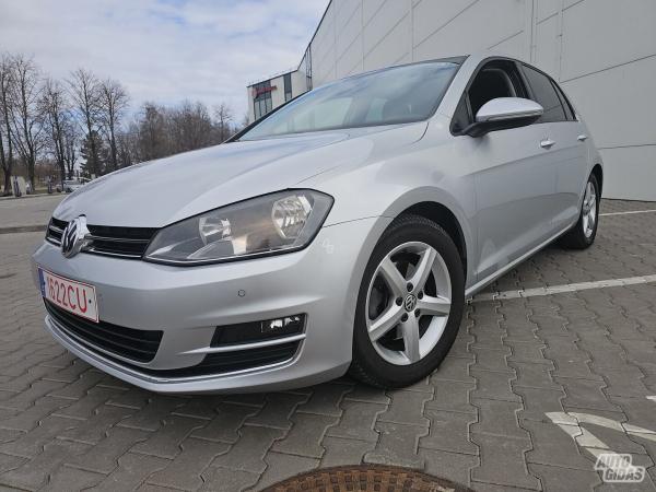 Grey Volkswagen Golf 2013 in Kaunas, with an engine capacity of 1.60 L and mileage of 281 thousand km for 5550 €, photo 1 on AUTOMOTO.COM.LV