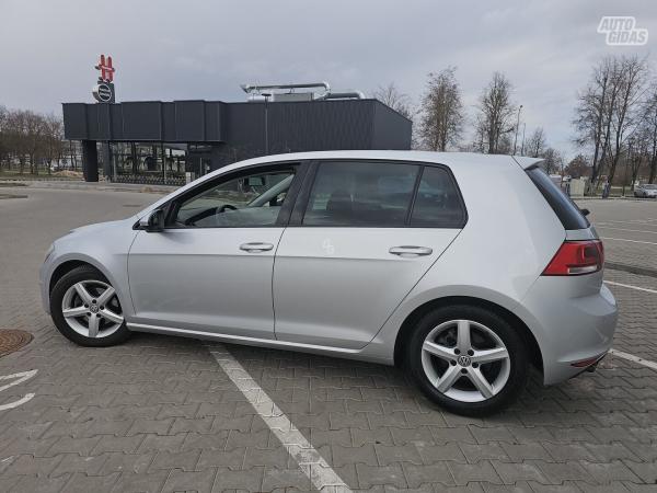 Grey Volkswagen Golf 2013 in Kaunas, with an engine capacity of 1.60 L and mileage of 281 thousand km for 5550 €, photo 9 on AUTOMOTO.COM.LV