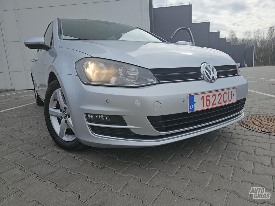 Grey Volkswagen Golf 2013 in Kaunas, with an engine capacity of 1.60 L and mileage of 281 thousand km for 5550 €, photo 16 on AUTOMOTO.COM.LV