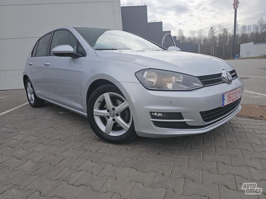 Grey Volkswagen Golf 2013 in Kaunas, with an engine capacity of 1.60 L and mileage of 281 thousand km for 5550 €, photo 17 on AUTOMOTO.COM.LV