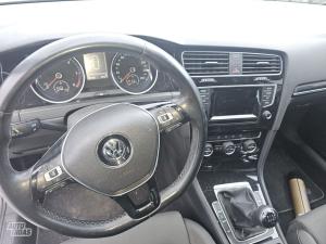 Grey Volkswagen Golf 2013 in Kaunas, with an engine capacity of 1.60 L and mileage of 281 thousand km for 5550 €, photo 23 on AUTOMOTO.COM.LV