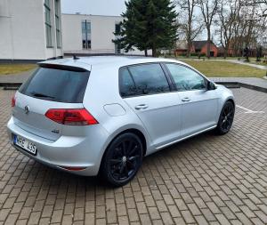 Grey Volkswagen Golf 2013 in Jurbarkas, with an engine capacity of 1.60 L and mileage of 210 thousand km for 6600 €, photo 7 on AUTOMOTO.COM.LV
