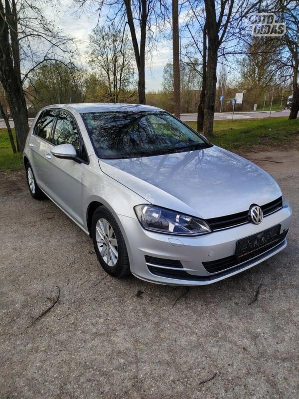 Pelēks Volkswagen Golf 2013 Ukmergė, ar dzinēja tilpumu 1.60 L un nobraukumu 282 tūkst. km par 4950 €, foto 2 vietnē AUTOMOTO.COM.LV