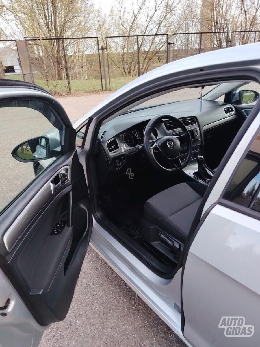 Pelēks Volkswagen Golf 2013 Ukmergė, ar dzinēja tilpumu 1.60 L un nobraukumu 282 tūkst. km par 4950 €, foto 12 vietnē AUTOMOTO.COM.LV