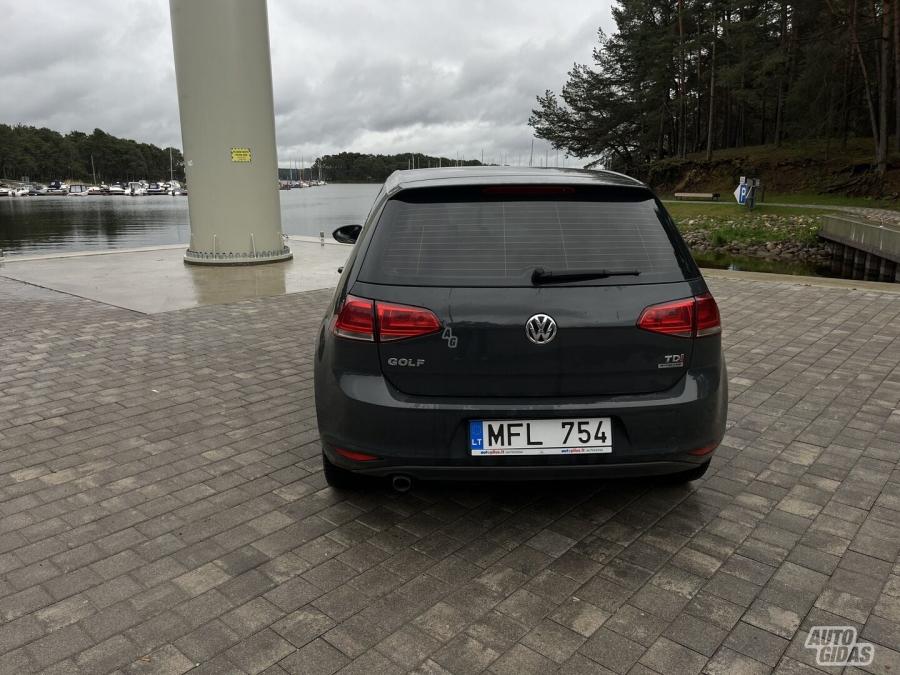 Grey Volkswagen Golf 2013 in Kaunas, with an engine capacity of 1.60 L and mileage of 447 thousand km for 4400 €, photo 7 on AUTOMOTO.COM.LV