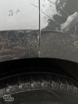 Grey Volkswagen Golf 2013 in Kaunas, with an engine capacity of 1.60 L and mileage of 447 thousand km for 4400 €, photo 12 on AUTOMOTO.COM.LV