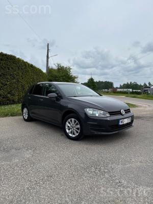 Grey Volkswagen Golf 2013 in Riga, with an engine capacity of 1.20 L and mileage of 318 thousand km for 4200 €, photo 3 on AUTOMOTO.COM.LV