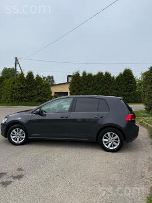 Grey Volkswagen Golf 2013 in Riga, with an engine capacity of 1.20 L and mileage of 318 thousand km for 4200 €, photo 5 on AUTOMOTO.COM.LV