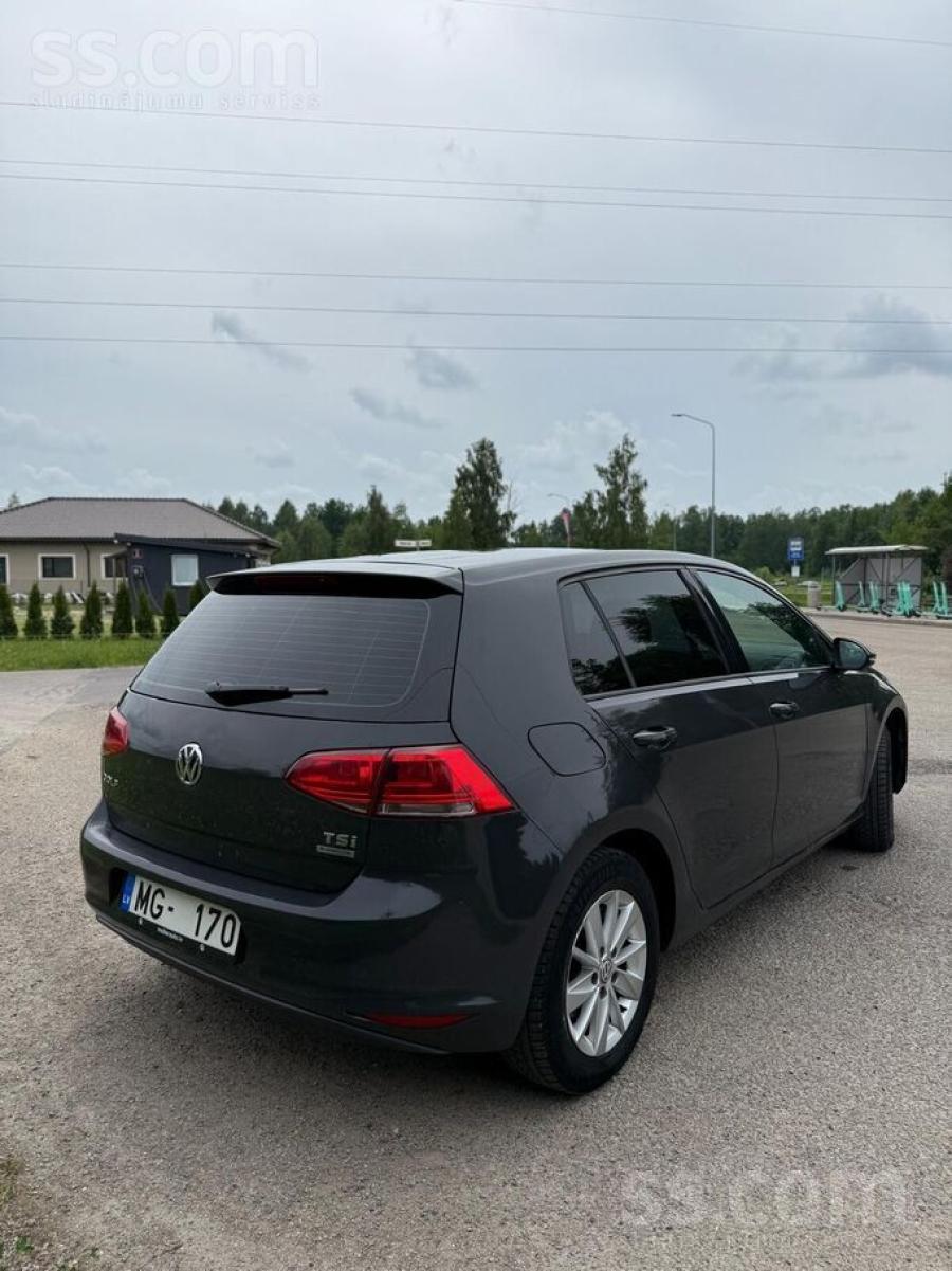 Grey Volkswagen Golf 2013 in Riga, with an engine capacity of 1.20 L and mileage of 318 thousand km for 4200 €, photo 6 on AUTOMOTO.COM.LV