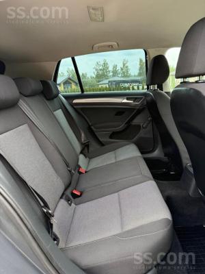 Grey Volkswagen Golf 2013 in Riga, with an engine capacity of 1.20 L and mileage of 318 thousand km for 4200 €, photo 13 on AUTOMOTO.COM.LV