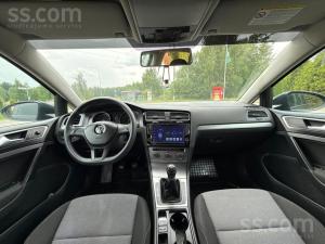 Grey Volkswagen Golf 2013 in Riga, with an engine capacity of 1.20 L and mileage of 318 thousand km for 4200 €, photo 14 on AUTOMOTO.COM.LV