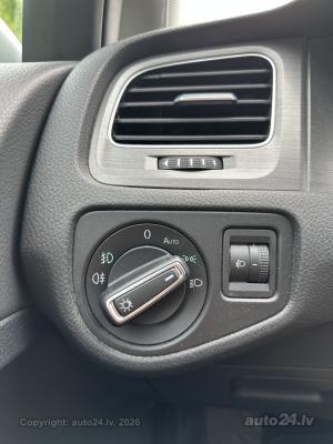 Grey Volkswagen Golf 2013 in Tallinn, with an engine capacity of 1.40 L and mileage of 159 thousand km for 6300 €, photo 16 on AUTOMOTO.COM.LV