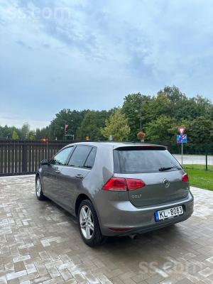 Pelēks Volkswagen Golf 2013 Rīga, ar dzinēja tilpumu 1.60 L un nobraukumu 270 tūkst. km par 5500 €, foto 4 vietnē AUTOMOTO.COM.LV