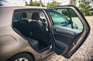 Pelēks Volkswagen Golf 2013 Rīga, ar dzinēja tilpumu 1.40 L un nobraukumu 294 tūkst. km par 4990 €, foto 14 vietnē AUTOMOTO.COM.LV