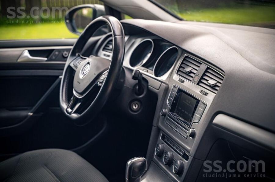 Pelēks Volkswagen Golf 2013 Rīga, ar dzinēja tilpumu 1.40 L un nobraukumu 294 tūkst. km par 4990 €, foto 17 vietnē AUTOMOTO.COM.LV